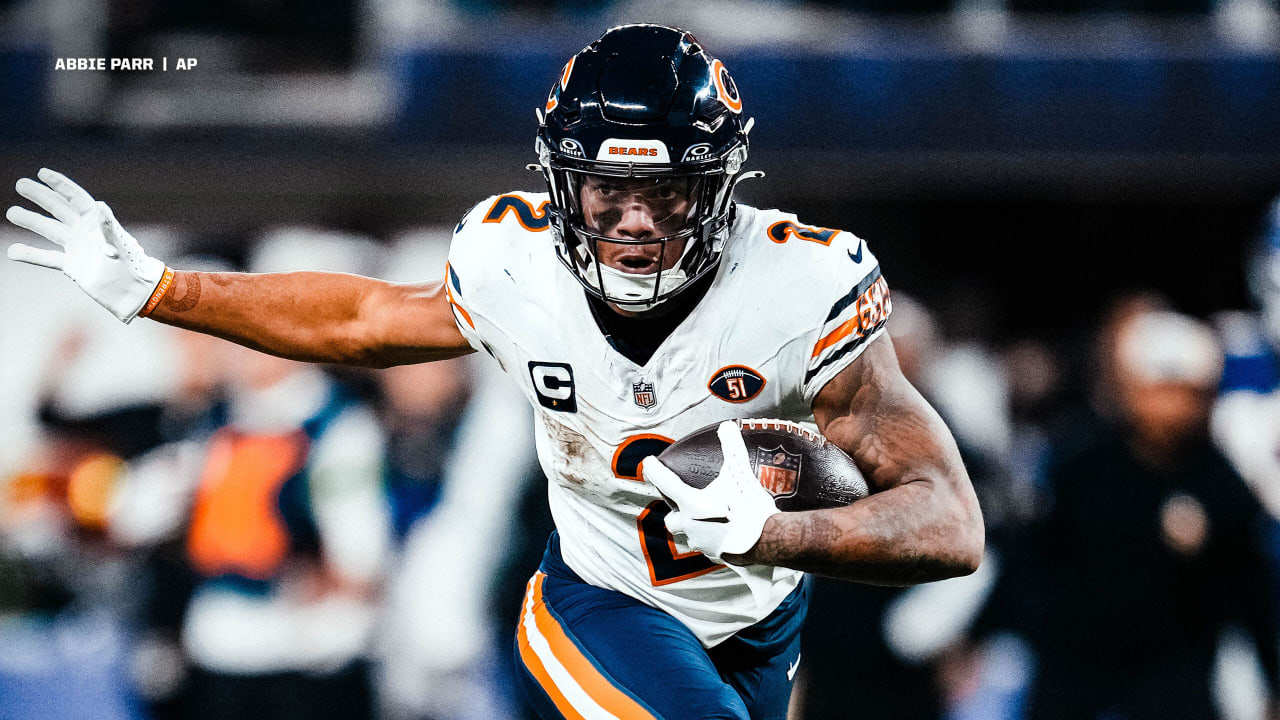DJ Moore surpassing high expectations in first year with Chicago Bears