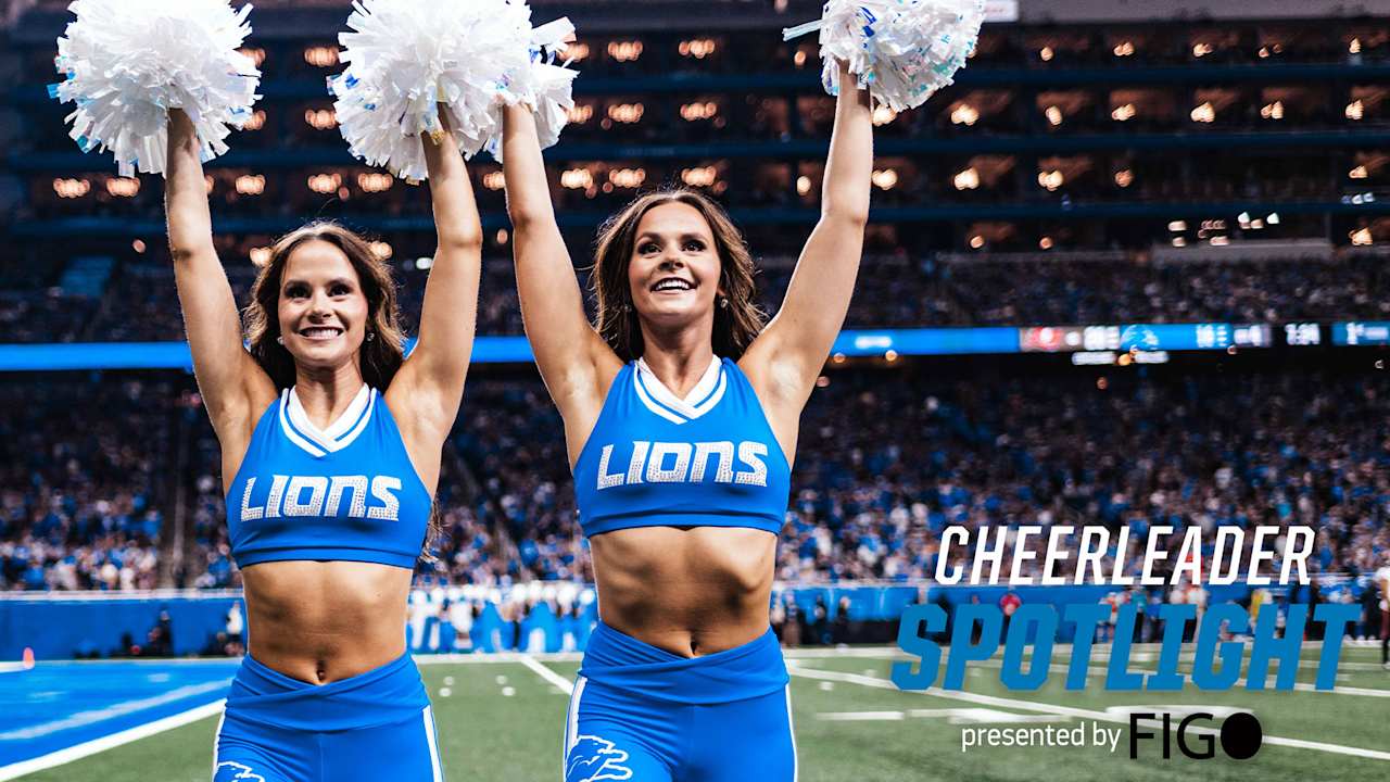 Cheer Spotlight: Arianna and Alaina