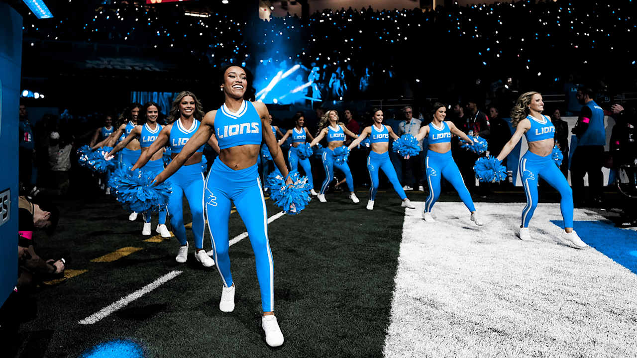 Lions vs. Commanders: Cheer photos