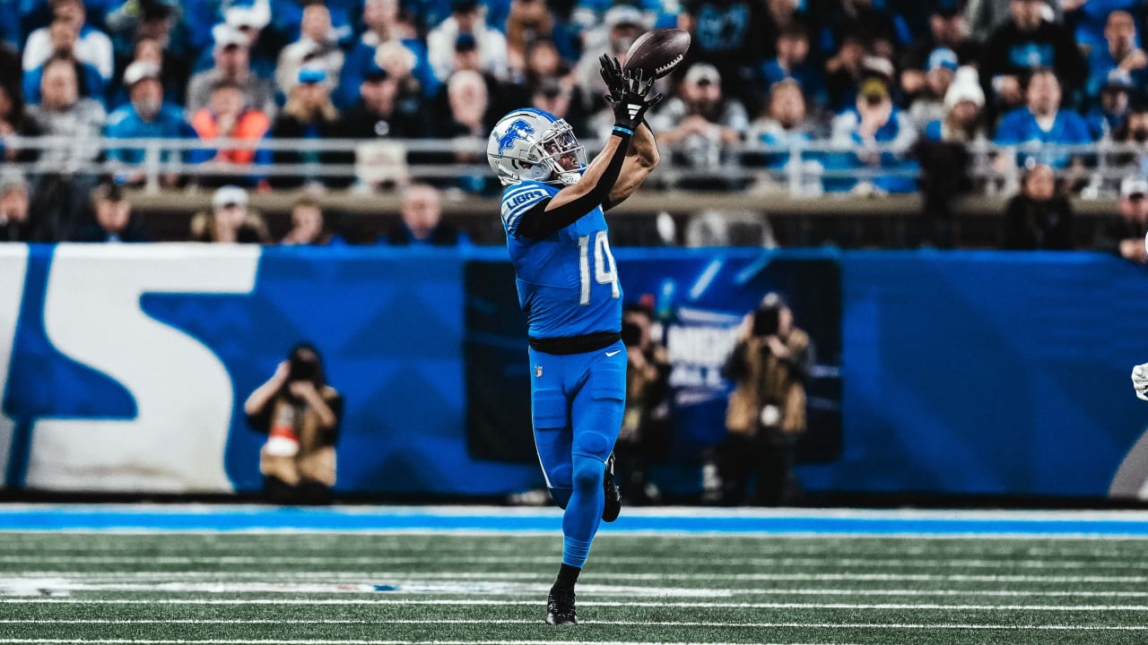 Every Amon-Ra St. Brown catch from 110-yard game vs. Rams