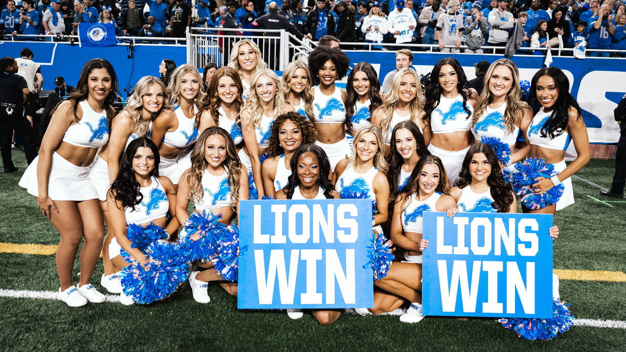 Lions vs. Buccaneers: Cheer photos