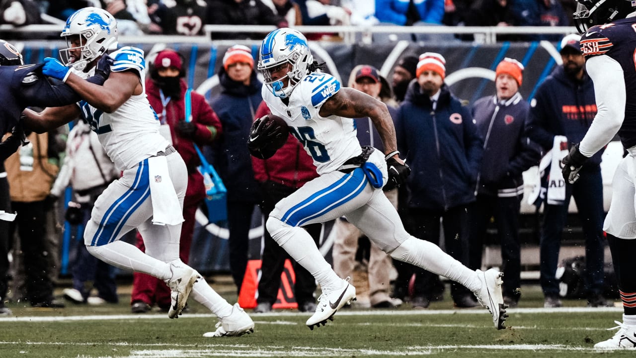 HIGHLIGHT: Gibbs rushes for 12-yard TD