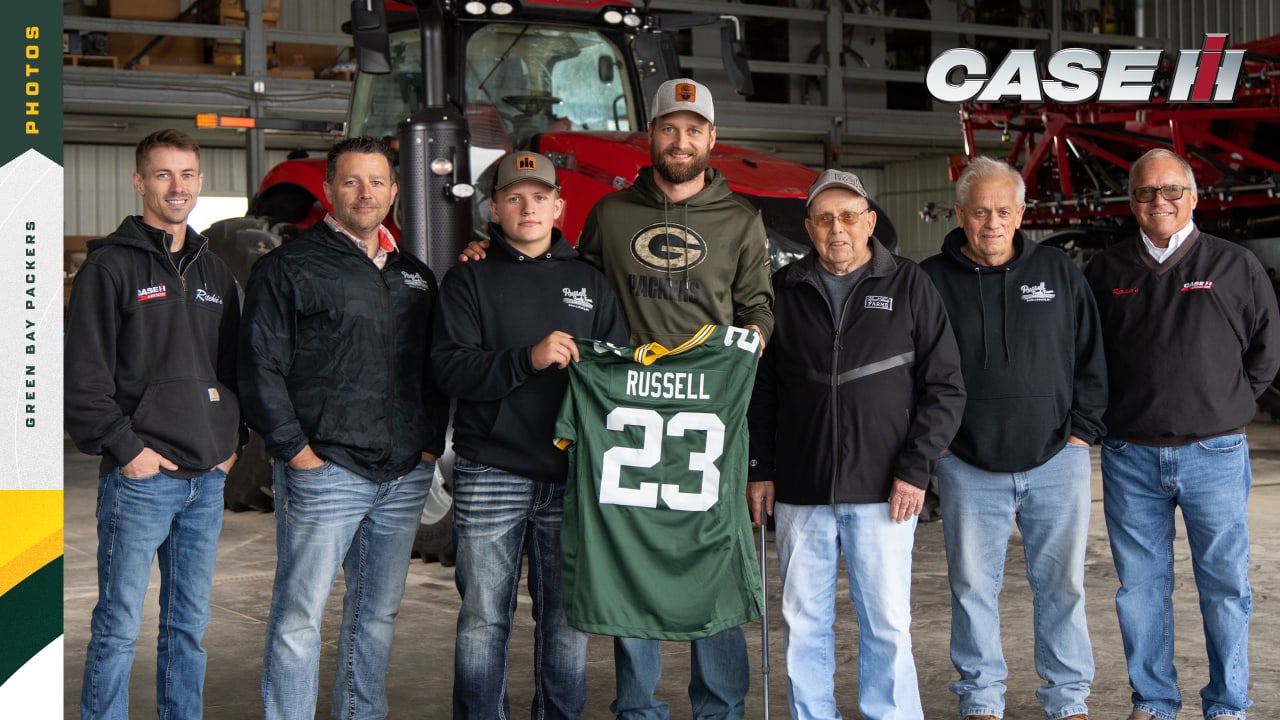 Photos: Former Packers WR Jared Abbrederis meets 2023 Case IH farm family
