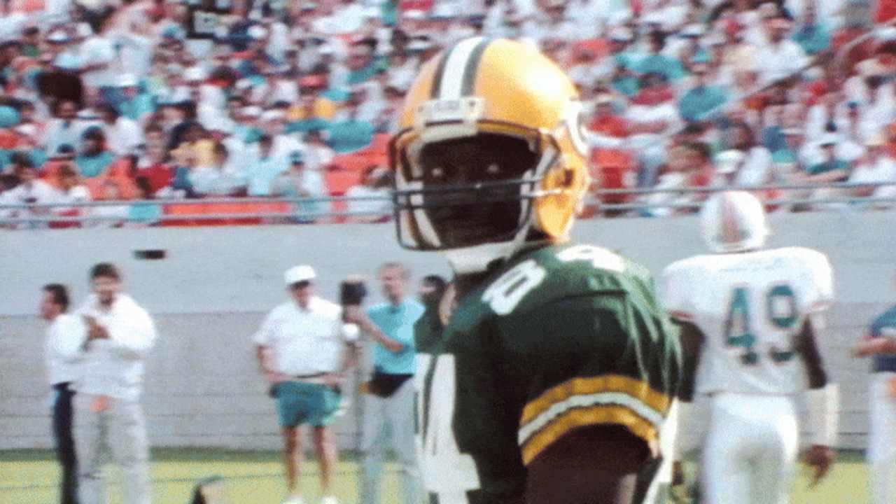 Former Green Bay Packers WR Sterling Sharpe (1988-94) was selected into ...