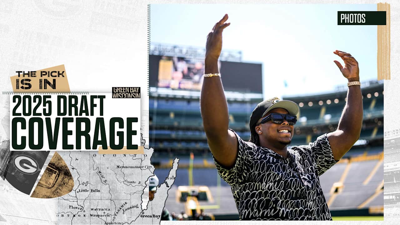 Photos: DL Barryn Sorrell steps onto Lambeau Field, meets coaches