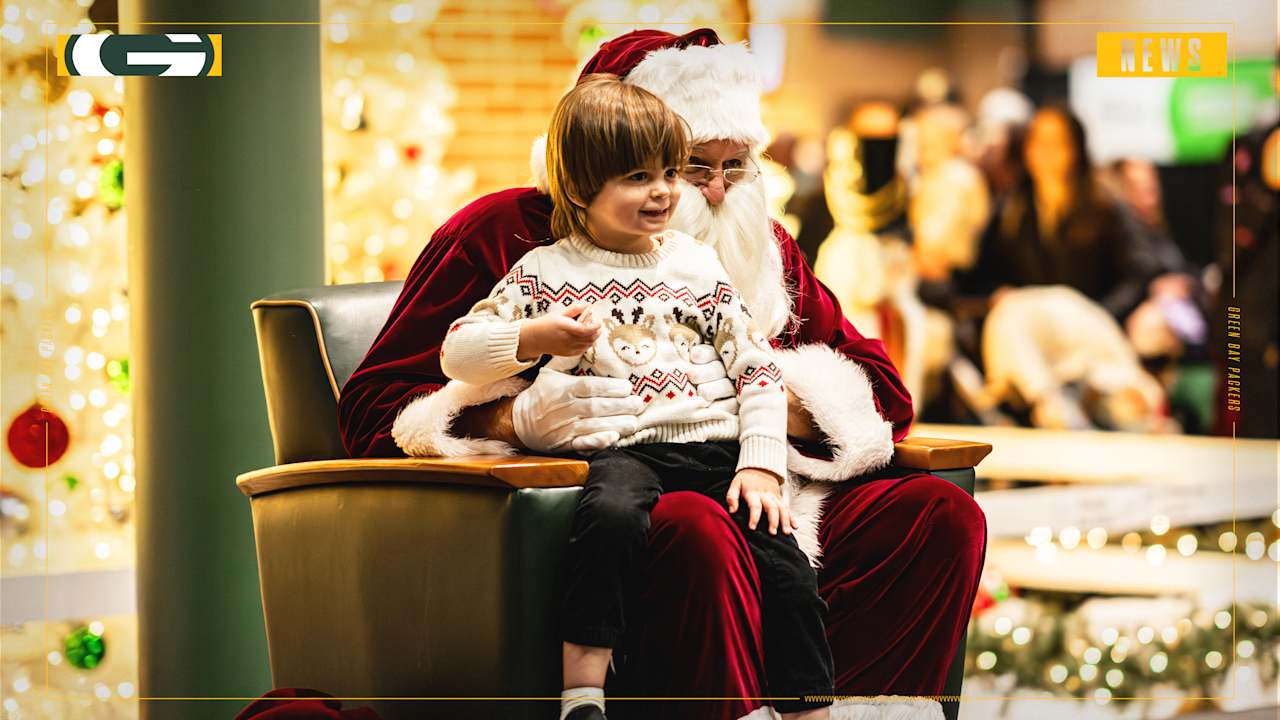 Packers Hall of Fame offering photo opportunity with Santa Claus inside ...