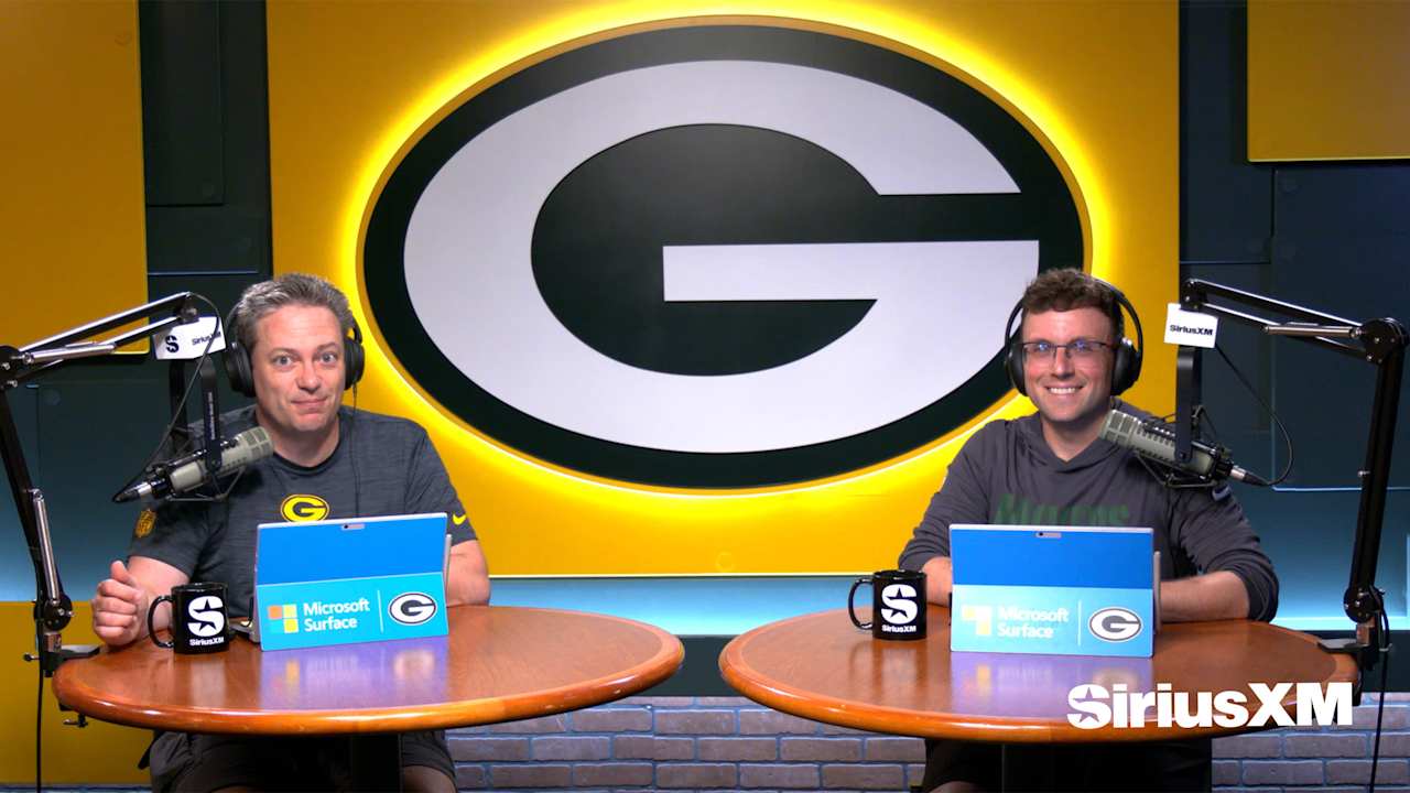 Packers Unscripted: Pads are on