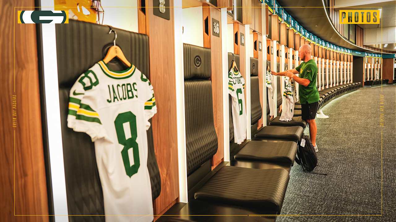 Photos: Packers' equipment staff preps locker room ahead of preseason finale vs. Seahawks