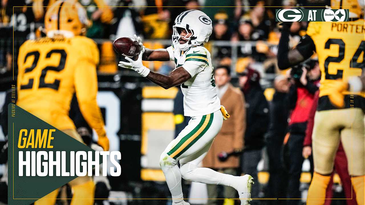 Romeo Doubs scores two-point conversion | Packers vs. Steelers