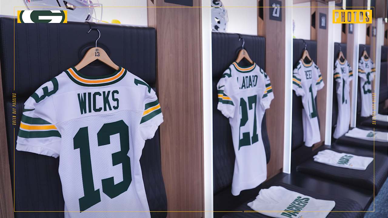 Photos: Packers' equipment staff preps locker room ahead of primetime ...