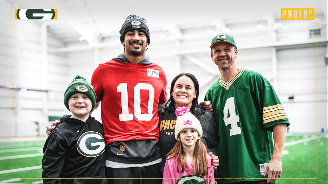 Photos: Packers recognize Make-A-Wish guests at Friday's practice