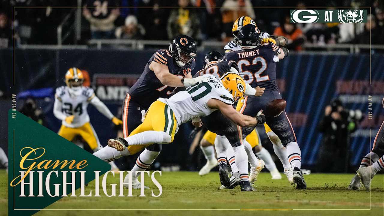 Lukas Van Ness SACK | Packers vs. Bears NFC Wild Card