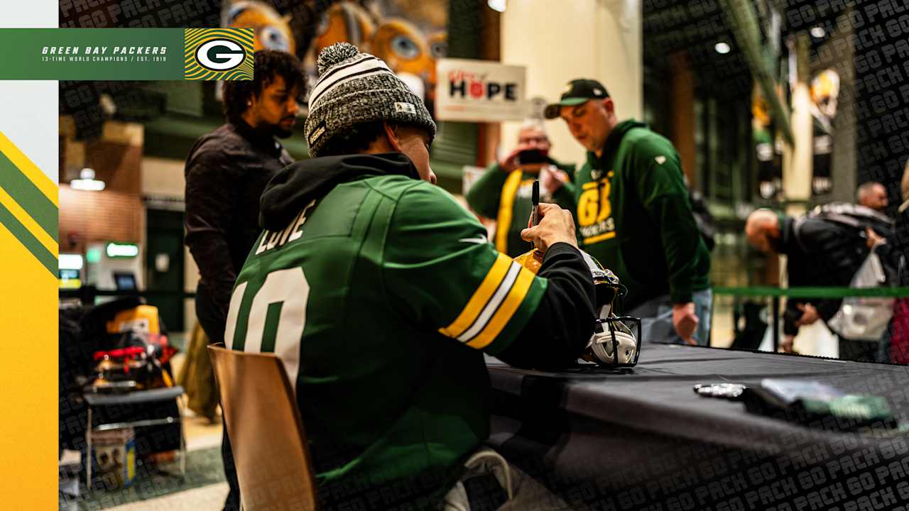 Packers players to sign autographs for donations to Salvation Army this ...