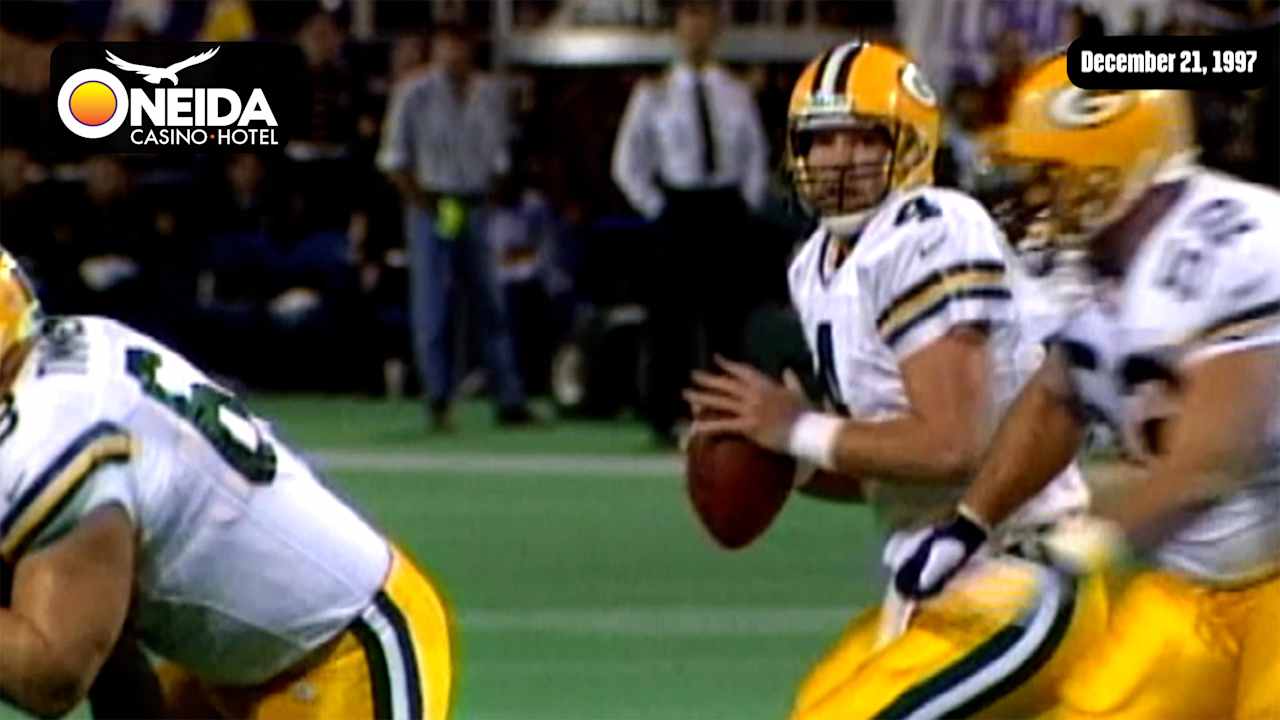 Memorable Moments: Packers dominate on both sides of the ball in '97 win over Vikings