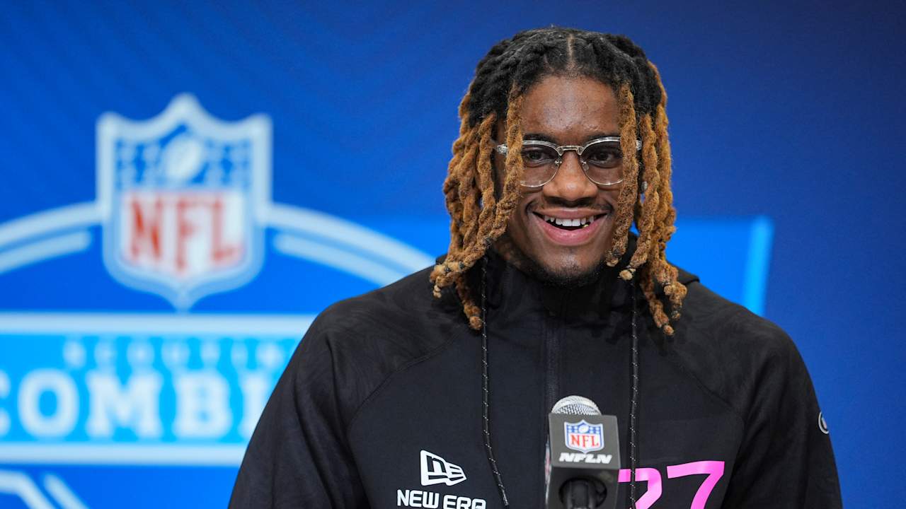 Cornerback Shavon Revel, proving himself yet again