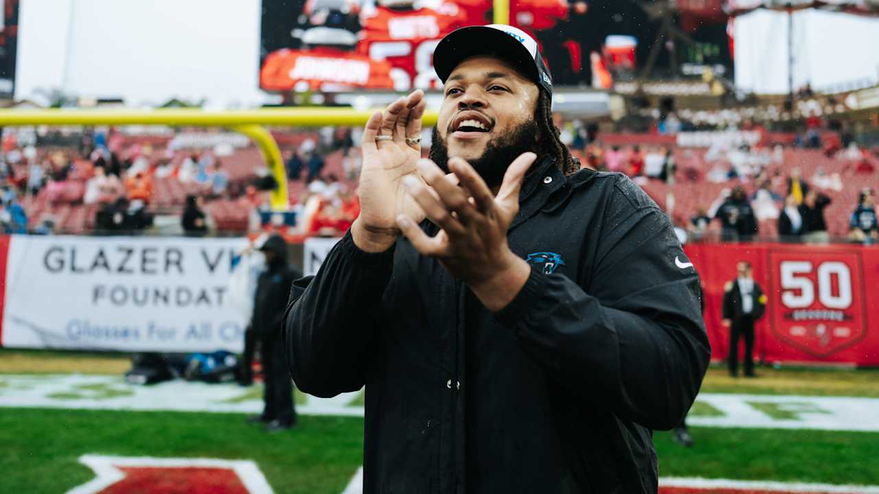 Dave Canales: "Very optimistic" about Robert Hunt playing