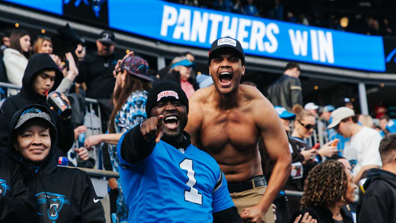 Fans help create a "rocking" playoff atmosphere and affect the game in ...