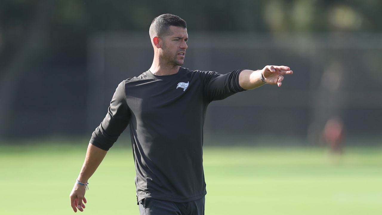 5 things to know about new Panthers coach Dave Canales