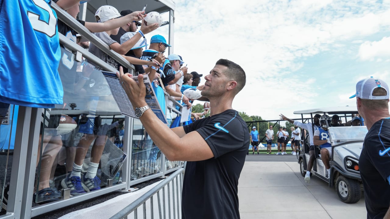 Dave Canales enjoys first day, with lessons from two of his mentors