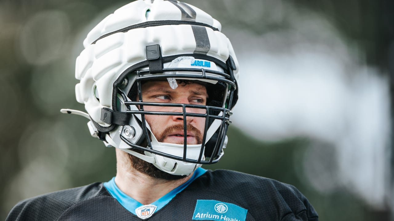 Panthers waive offensive lineman Brett Toth