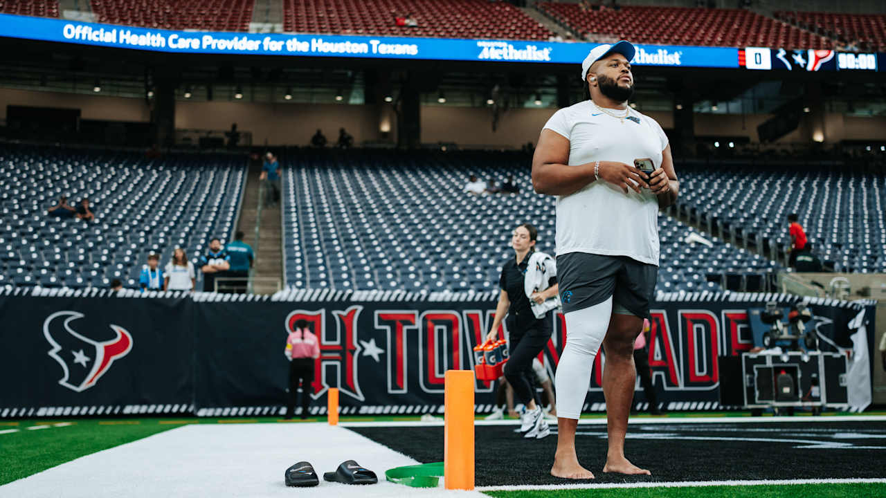 Intentional Grounding: Robert Hunt's barefoot strolls are walks of ...