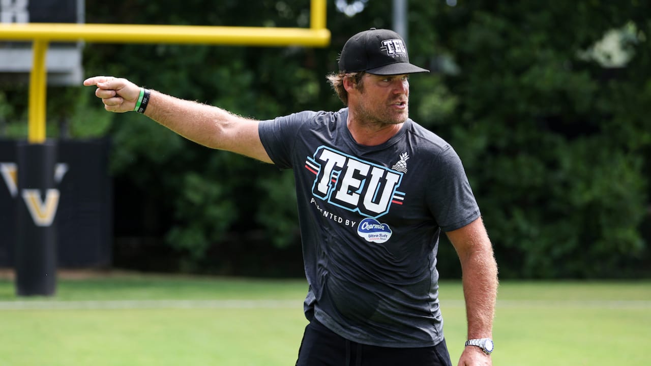 PHOTOS: Panthers TEs attend Greg Olsen's Tight End University