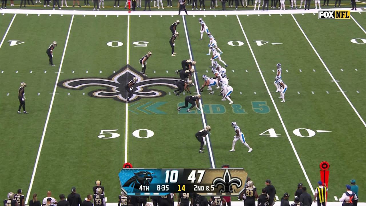 Must-See: Adam Thielen comes wide open for a 32-yard gain