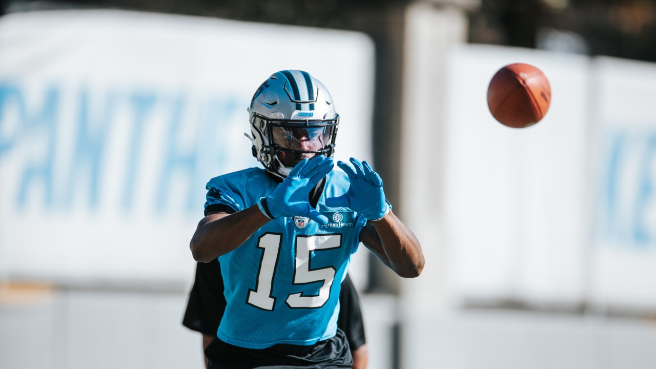 Passing game looking for a spark at Tampa Bay