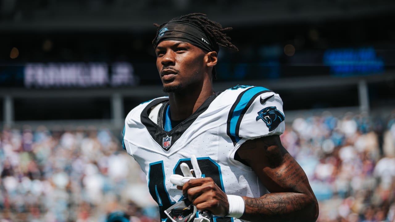 Panthers agree to terms with Sam Franklin Jr.