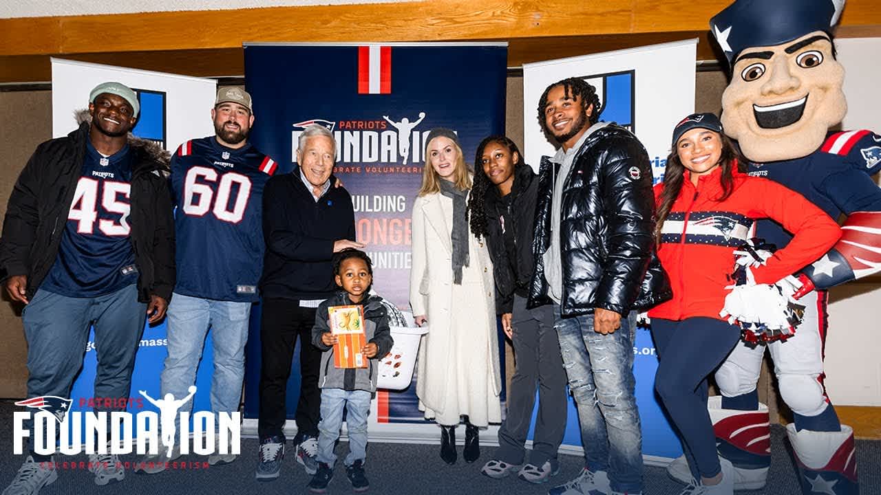 Celebrating Thanksgiving In A Basket With the New England Patriots ...