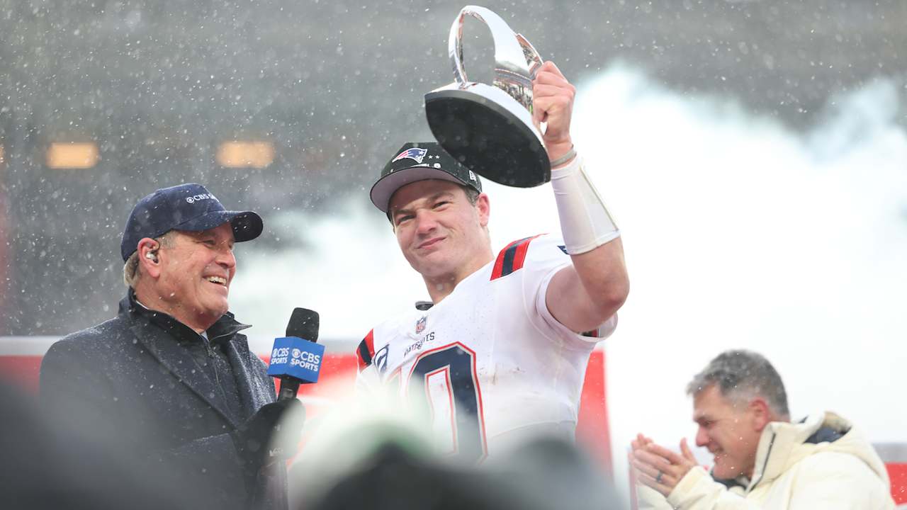 Patriots Receive Lamar Hunt Trophy as 2025 AFC Champions | Full Ceremony