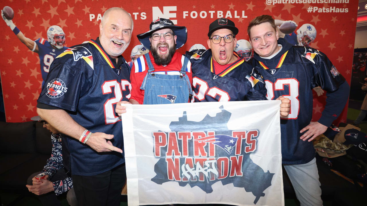 Photos: Patriots welcome fans and alumni at the Patriots Haus in ...