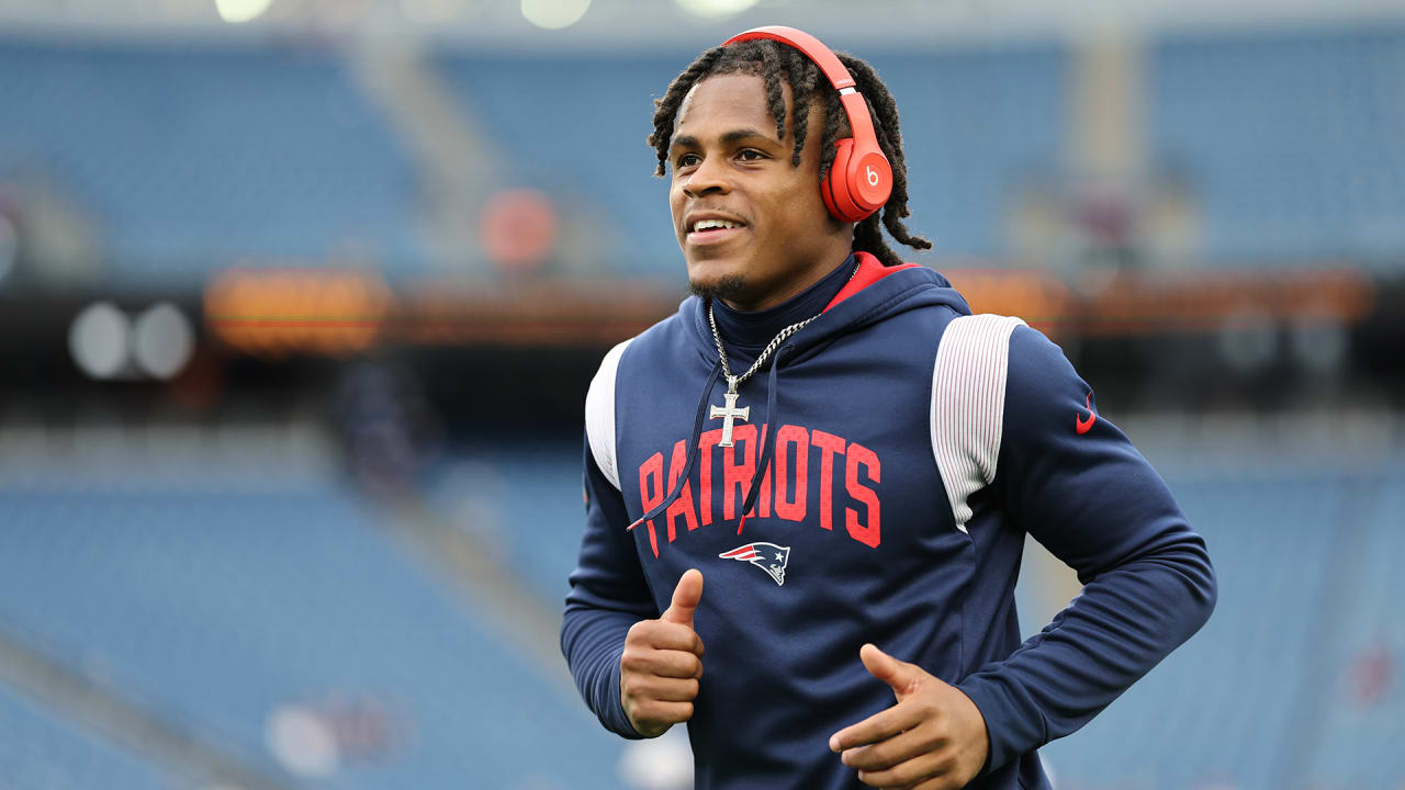 21 Questions: Get to know Patriots WR DeMario Douglas