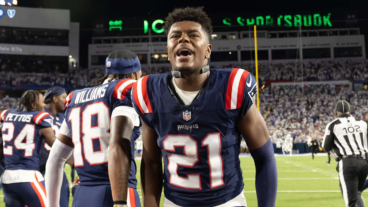 Win Cam: Patriots Celebrate Win Over Bills