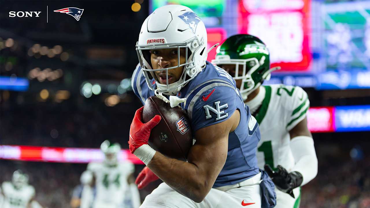 Best Game Photos from the Patriots victory over the New York Jets on ...