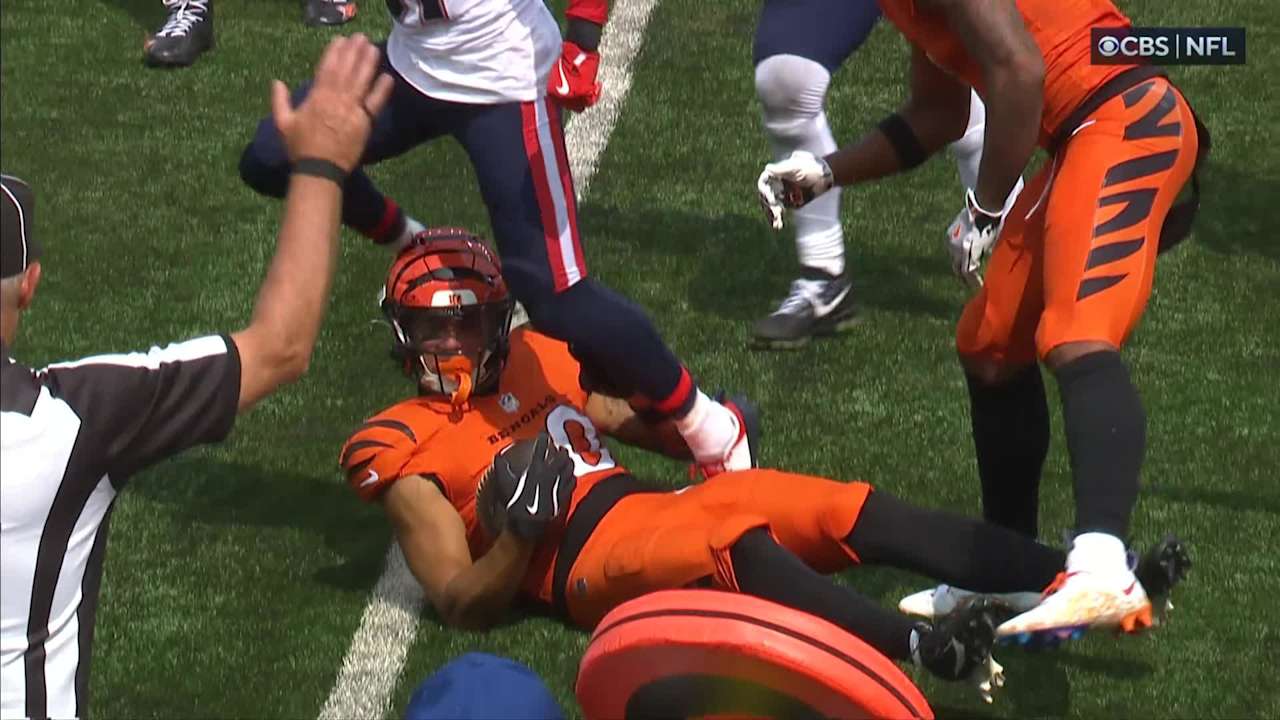 Pats' defense halts Bengals' progress with big fourth-down stop