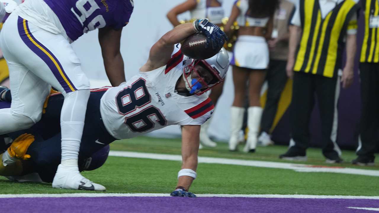 Efton Chism III wills his way into the endzone for an incredible TD