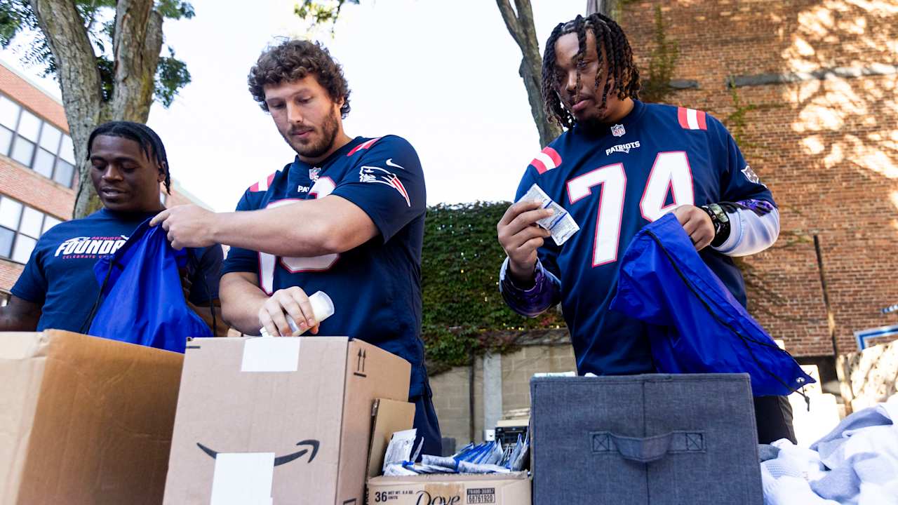 Photos: Empowerment Plan Homelessness Packing at Pine Sreet Inn