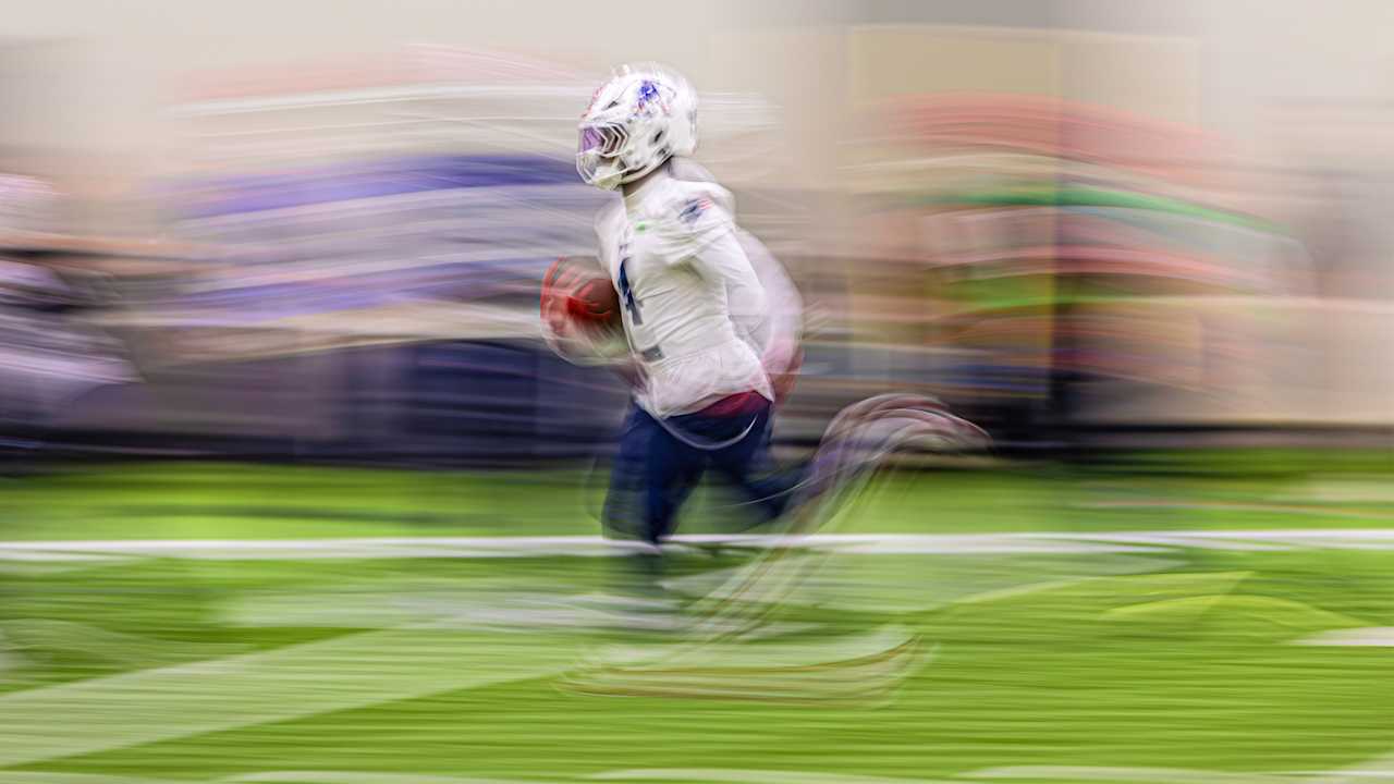 Photos: Pics From The Practice Field | Week 13