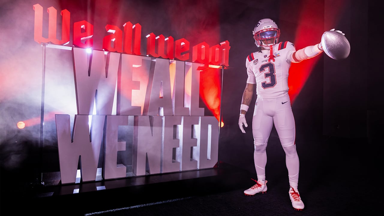 Photos: Behind The Scenes from Patriots Super Bowl Media Day