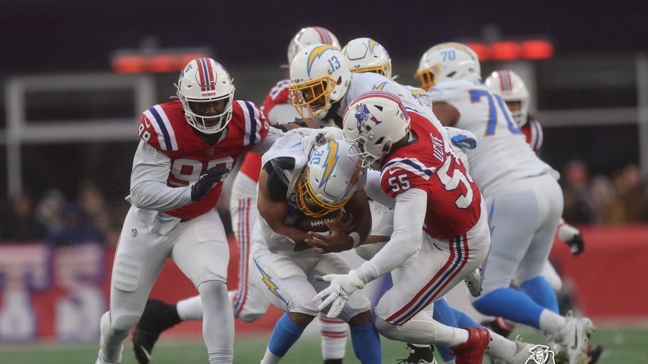 Photos: Patriots vs. Chargers Week 13