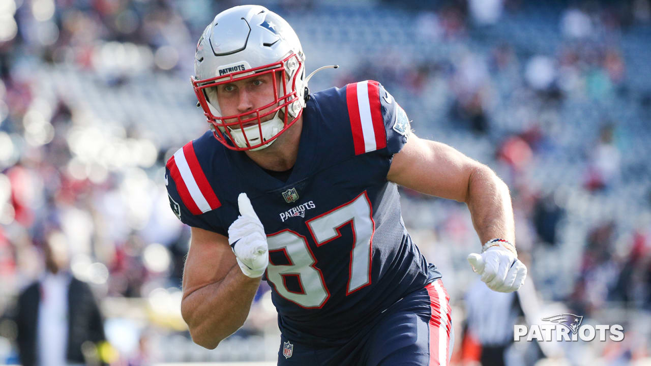 Analysis: Patriots Make Series of Roster Moves Ahead of Sunday's Season ...