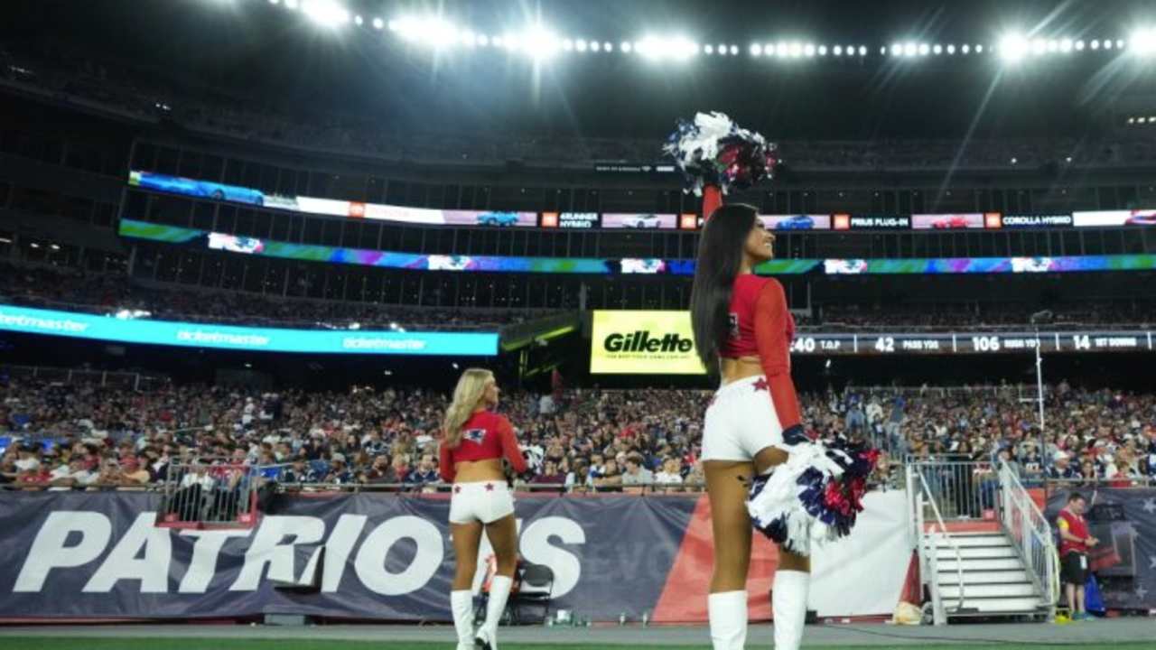 Patriots Cheerleaders Perform during Week 1 at Patriots vs Commanders