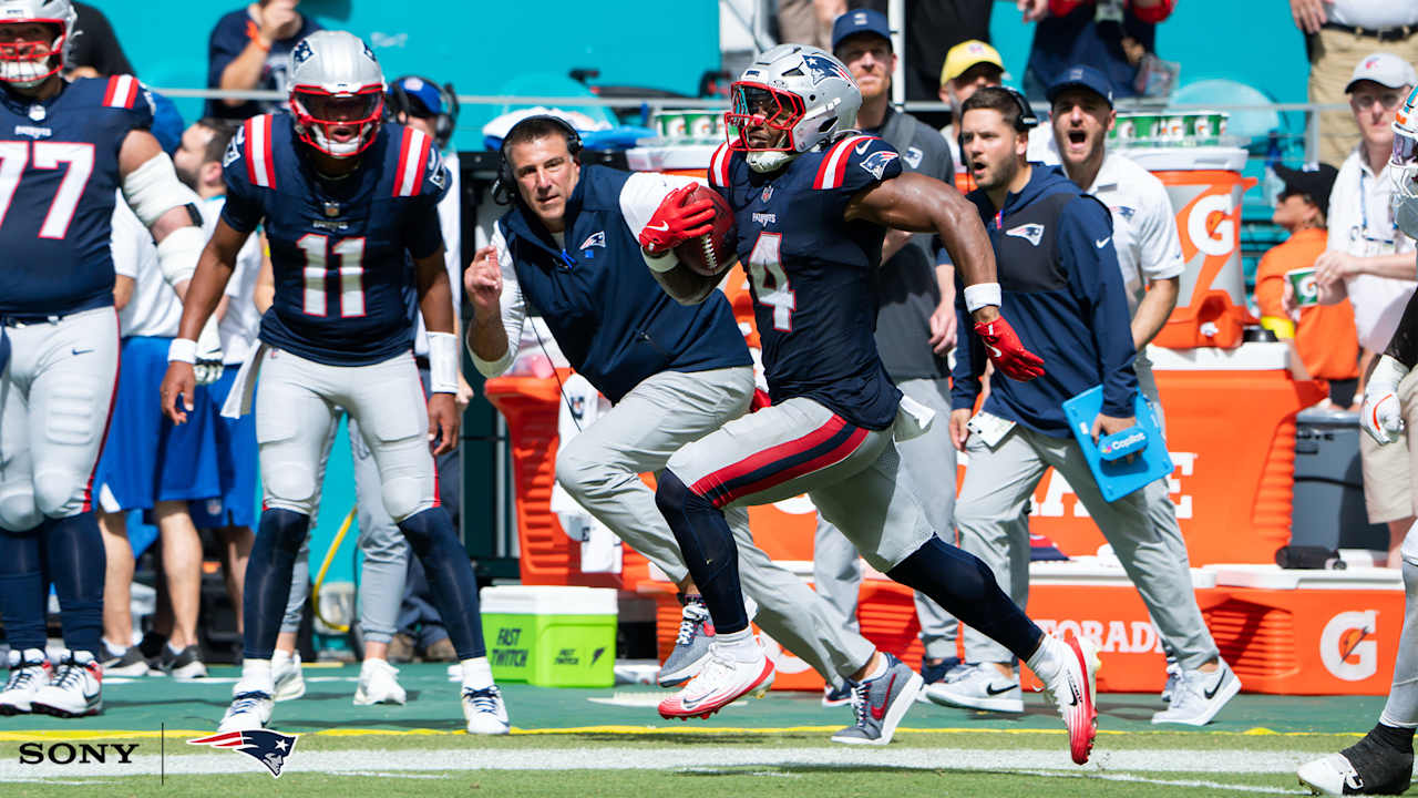 Best Game Photos of the 2025 New England Patriots Season, Presented by Sony
