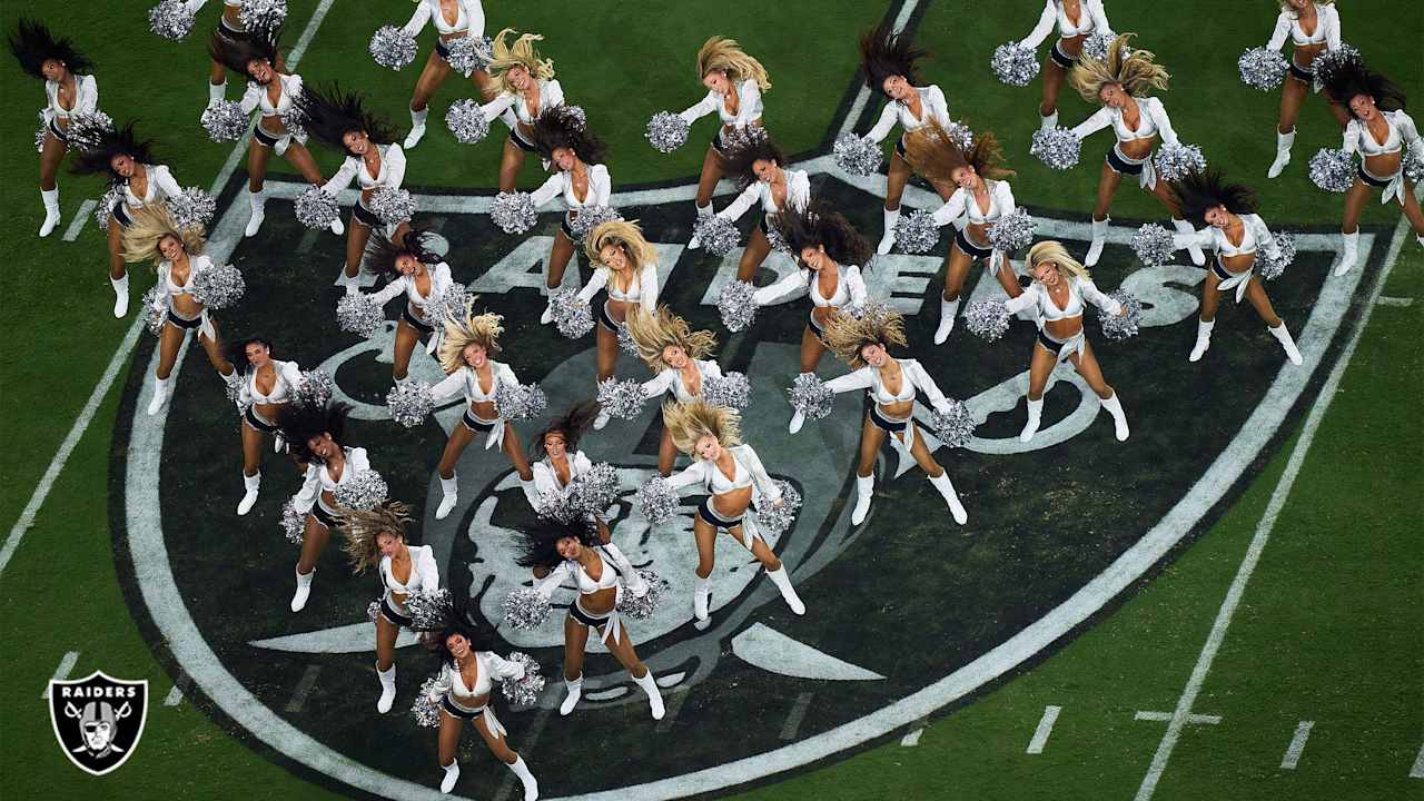 Sights of the Game: Raiderettes vs. Chargers