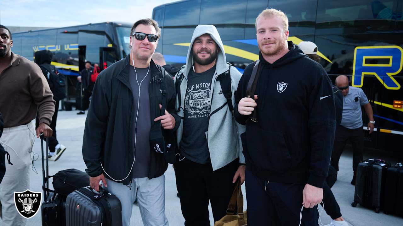 Photos: Raiders depart for Week 10 against the Denver Broncos