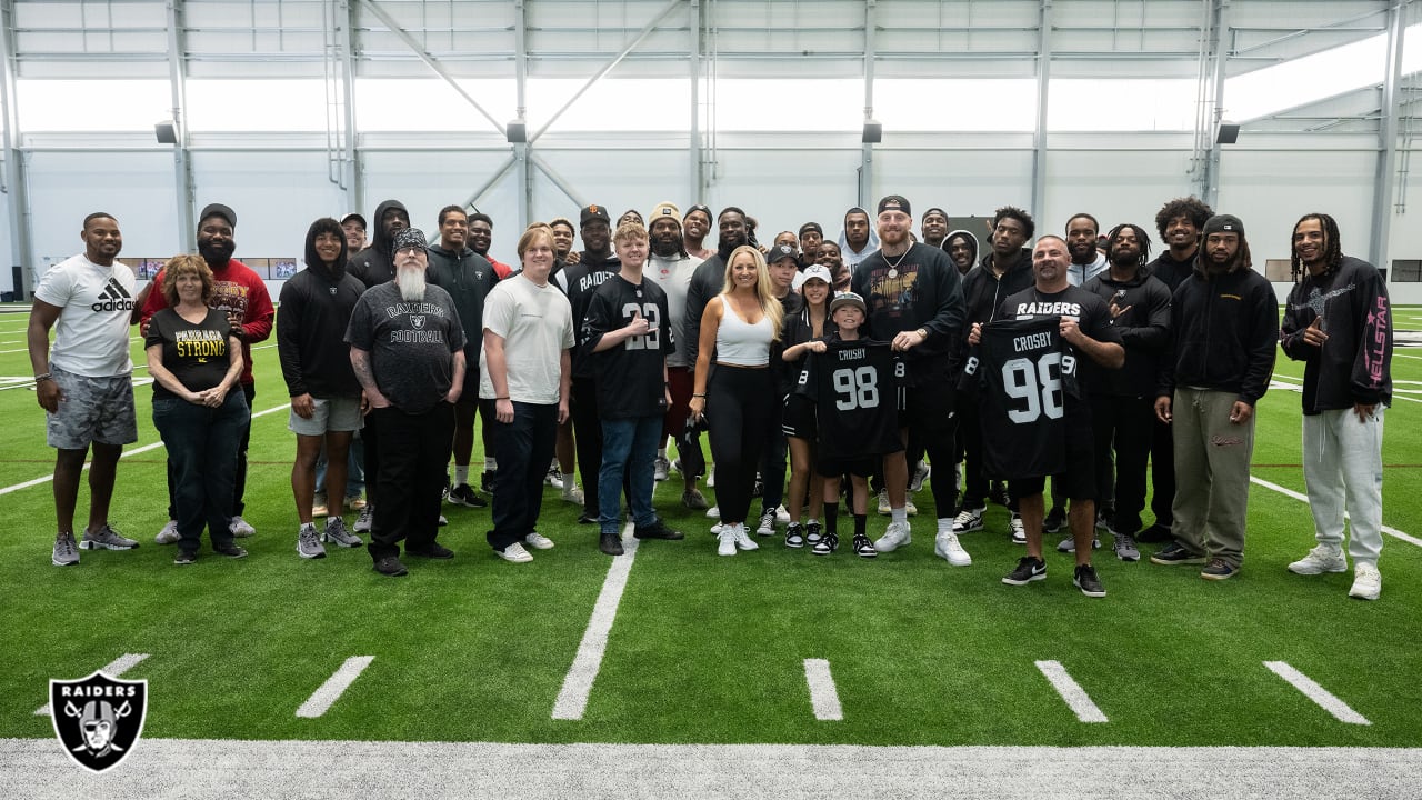 Photos: Make-A-Wish families tour Raiders HQ and meet the Silver and Black