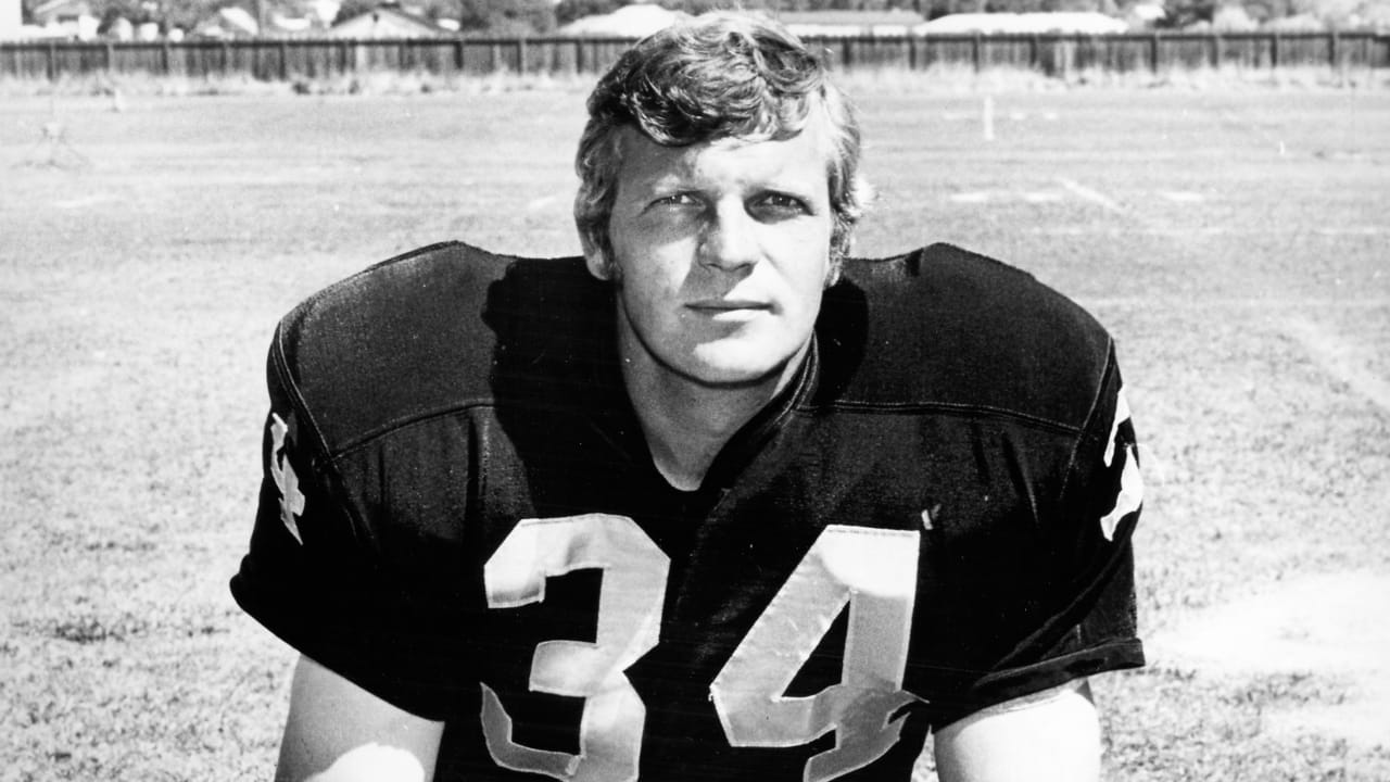 Gus Otto to light the Al Davis Memorial Torch on Friday