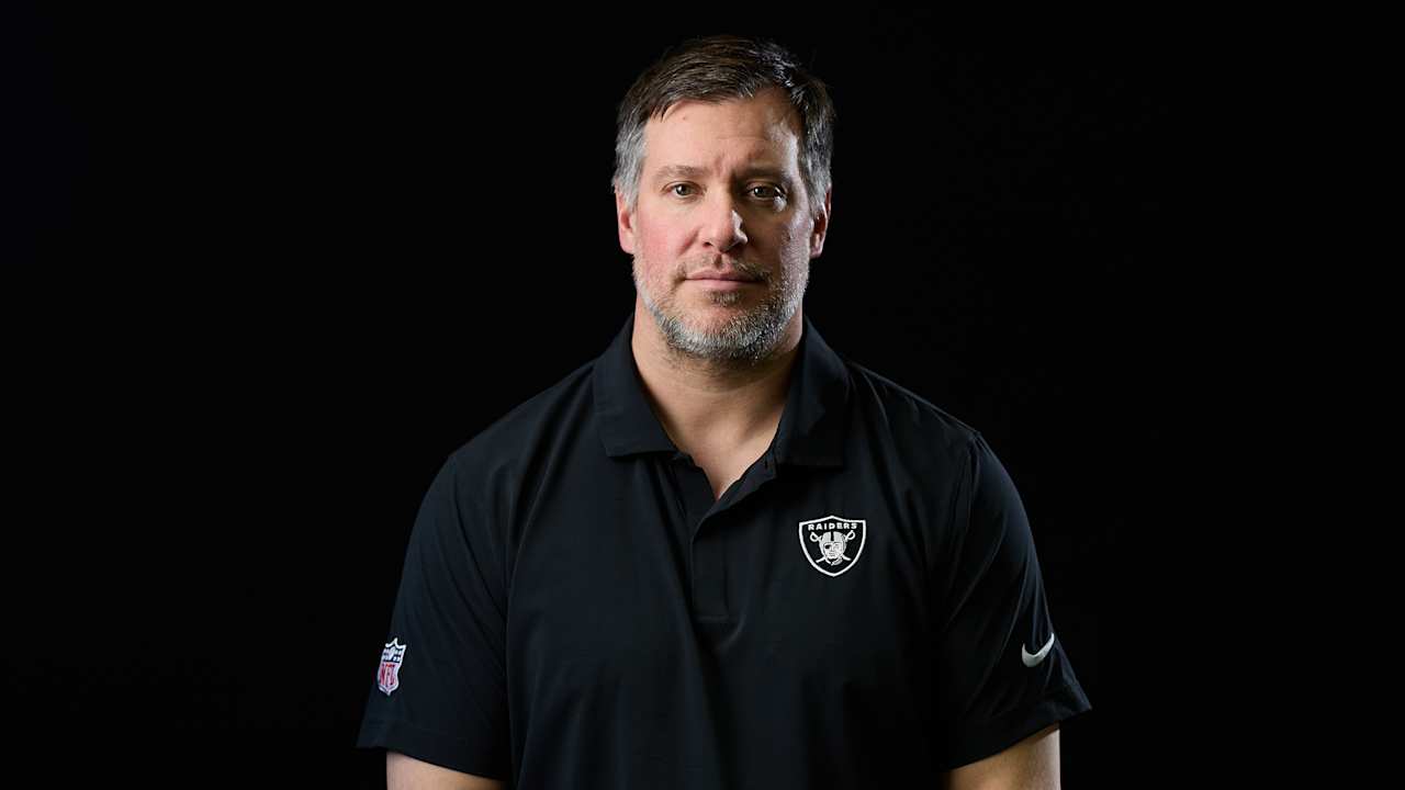 Q&A: Get to know Raiders linebackers coach John Glenn