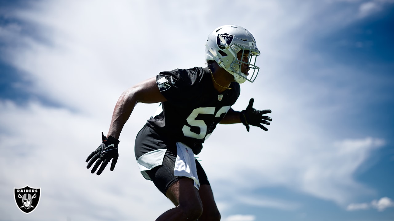 Position Breakdown: Previewing the Raiders linebackers for 2024 in photos